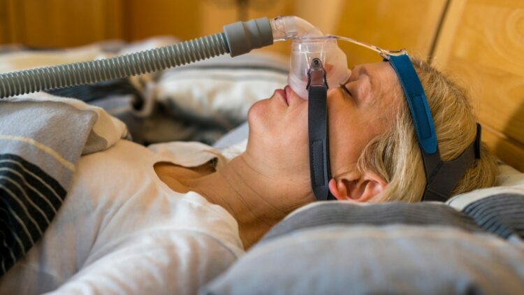 Presión positiva continua en la vía aérea (CPAP, por sus siglas en ...