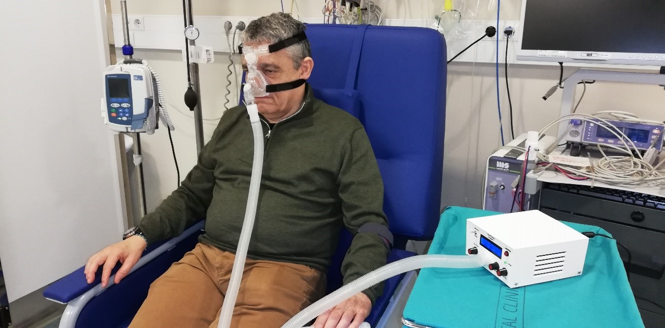 Low-cost, easy-to-build ventilator performs similarly to high-quality ...